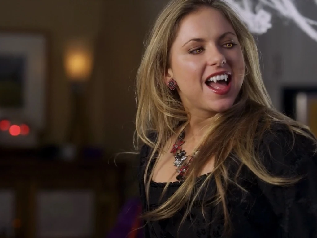 Image - Halloweird Erica.jpg - My Babysitter's a Vampire Wiki