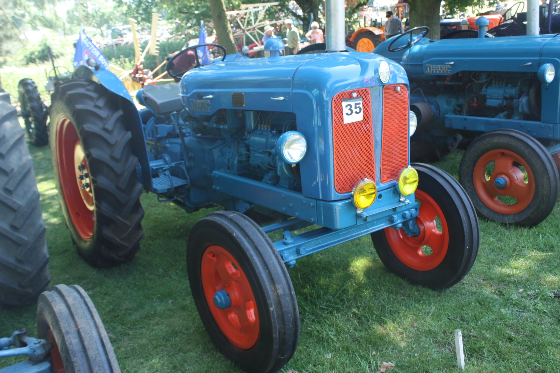 Fordson E1A Major - Tractor & Construction Plant Wiki - The classic ...