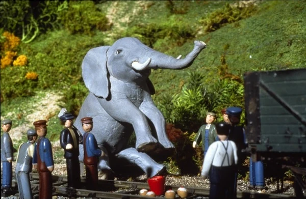 HenryandtheElephant15.jpg (4 KB)