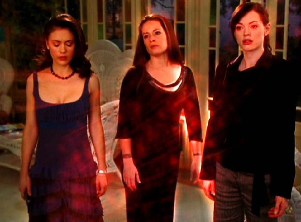 Evil Charmed Ones 12 Truly Iconic "Charmed" Style Moments