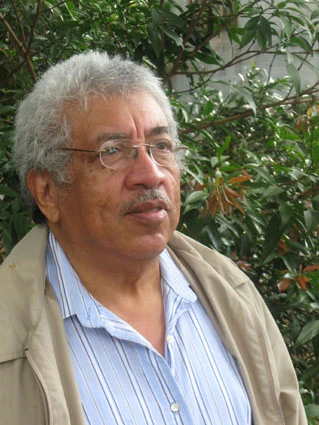 Manlio Argueta - Literatura Wiki, es una enciclopedia virtual dedicada ...