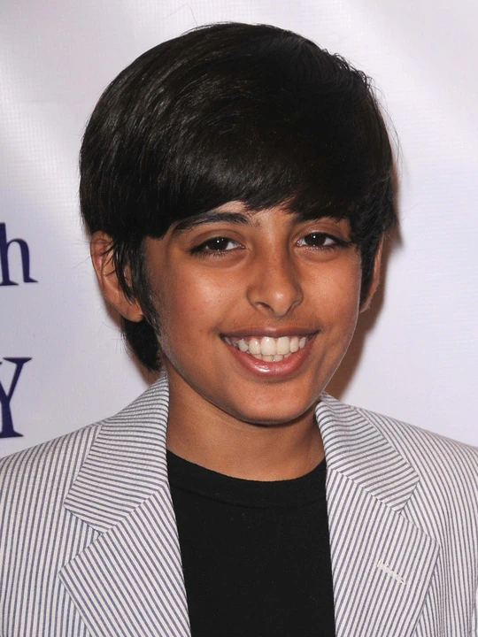 Karan Brar - Doblaje Wiki