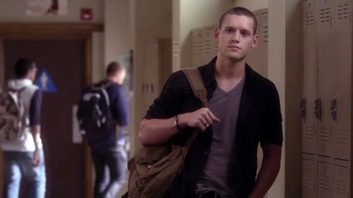 Travis Hobbs - Wiki Pretty Little Liars