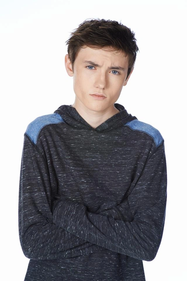 Image - Hunter Hollingsworth S14.png - Degrassi Wiki