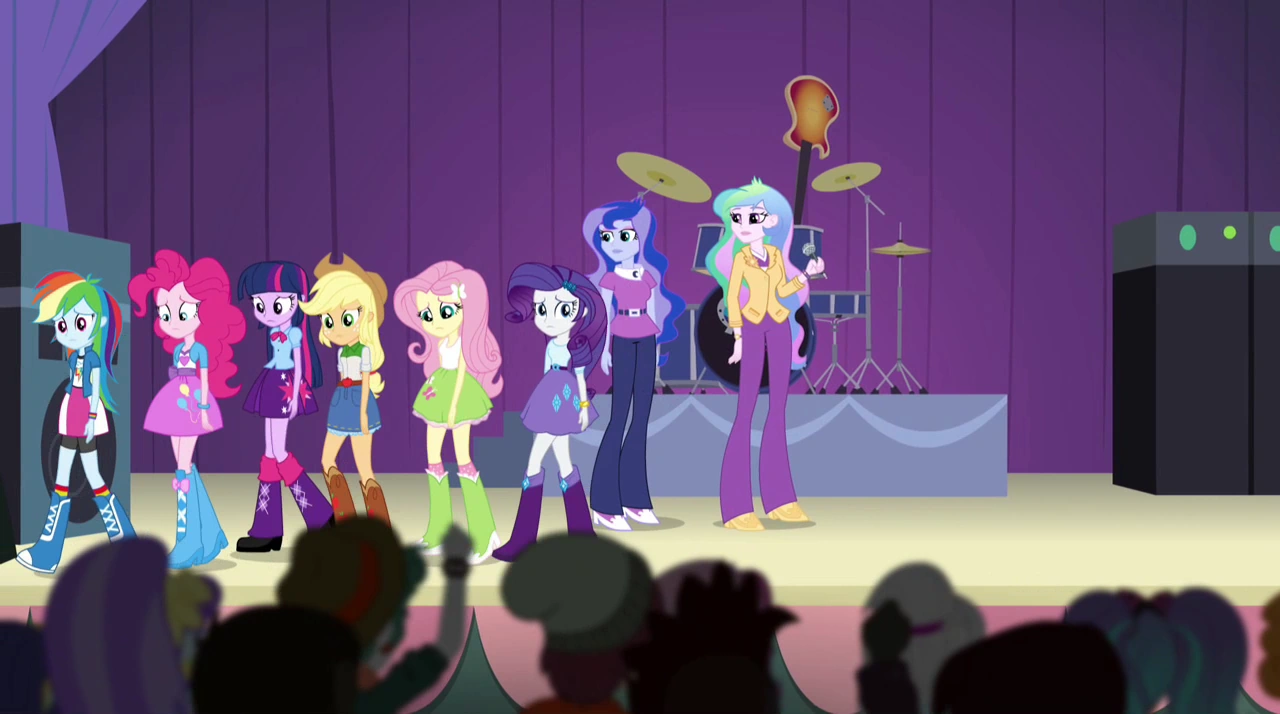 Image - Rainbooms booed off the stage EG2.png - My Little Pony ...